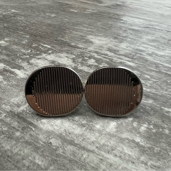 SWANK | Accessories | Vintage Swank Silver Tone Circle Cufflinks | Poshmark